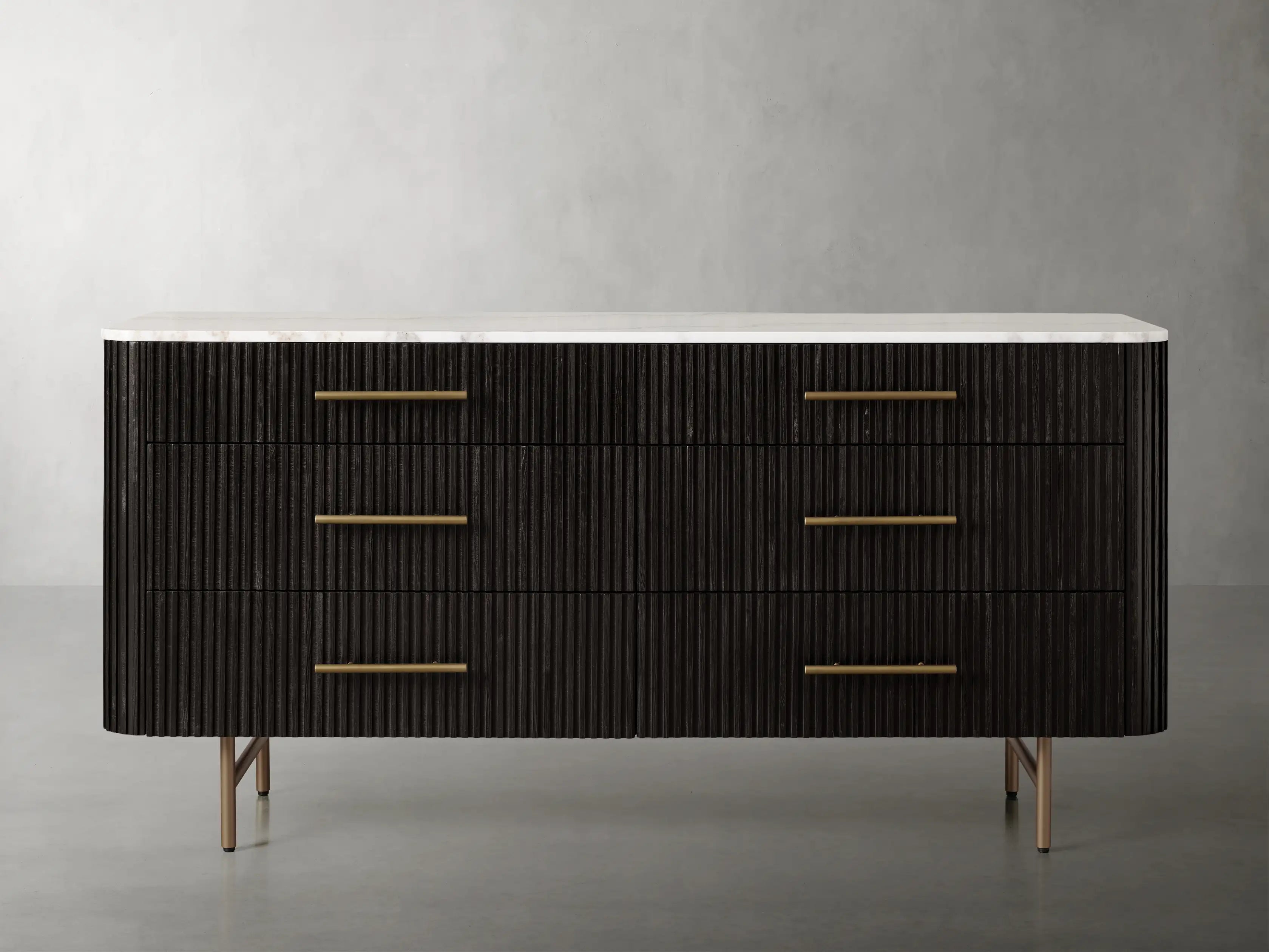 Fimley Six Drawer Dresser – Doublelighting